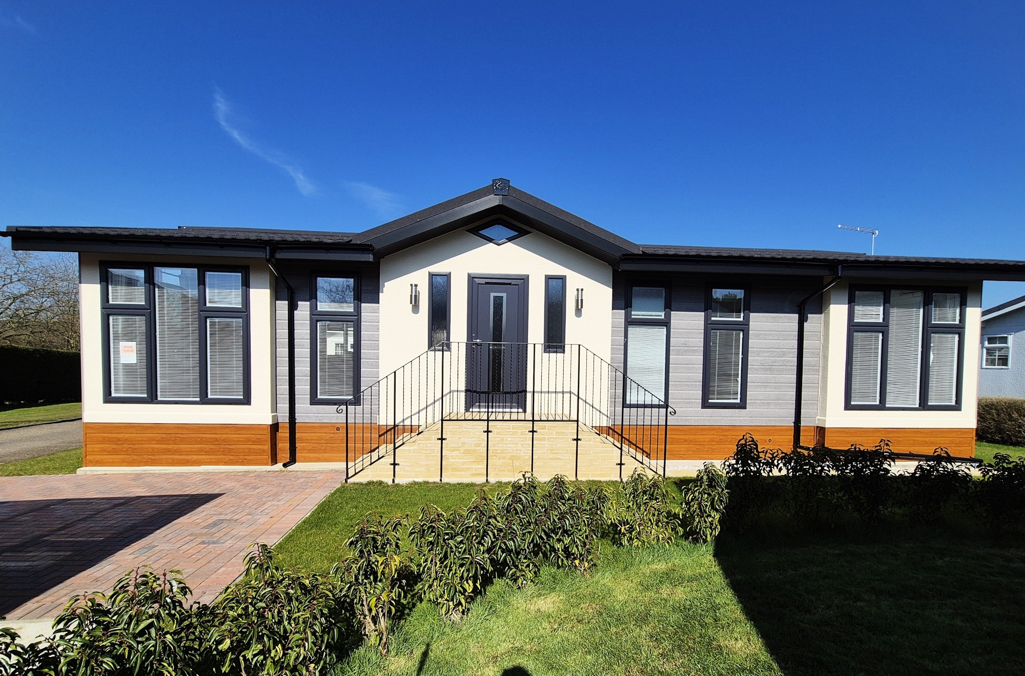 Sold Subject to contract - Cottenham Park