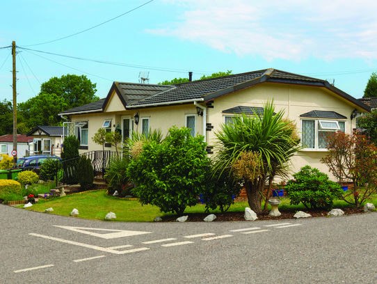 Surrey Hills Park (Tadworth) - Residential Park Homes in Surrey, South ...